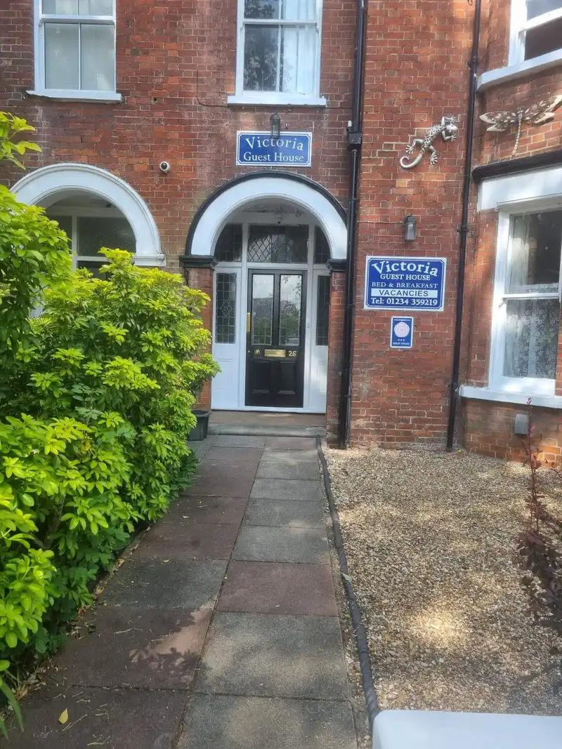 Victoria Guest House - Love Bedford